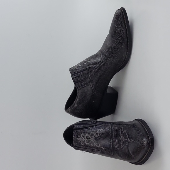 Durango | Shoes | Crush By Durango Womens Embroidered Short Ankle Boots ...